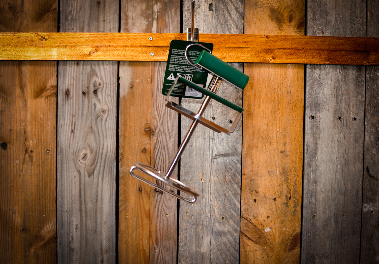 Big Green Egg Grid Lifter | Black and Blue BBQ